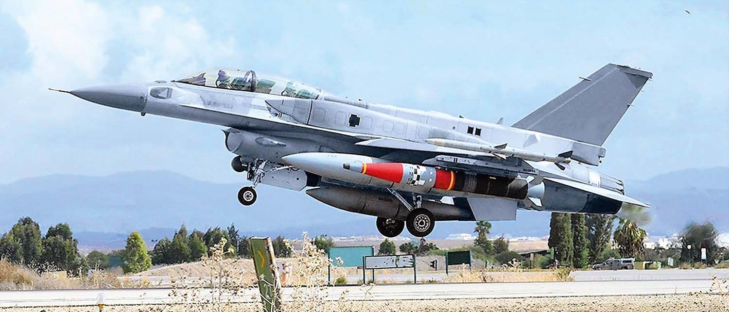 ROCKS : NOUVEAU MISSILE STAND-OFF - Magazine Raids