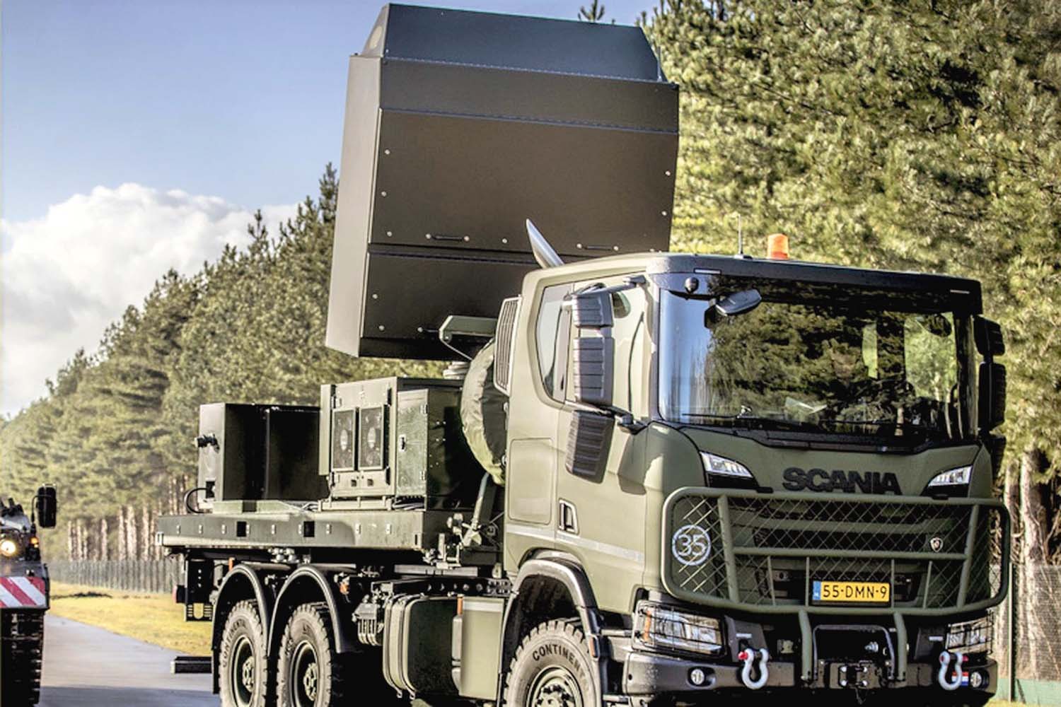 LE GROUND MASTER 200 MULTI MISSION - Magazine Raids