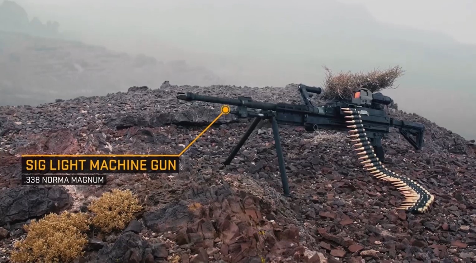 La nouvelle mitrailleuse légère en 338 Norma de SIG Sauer en cours d ...