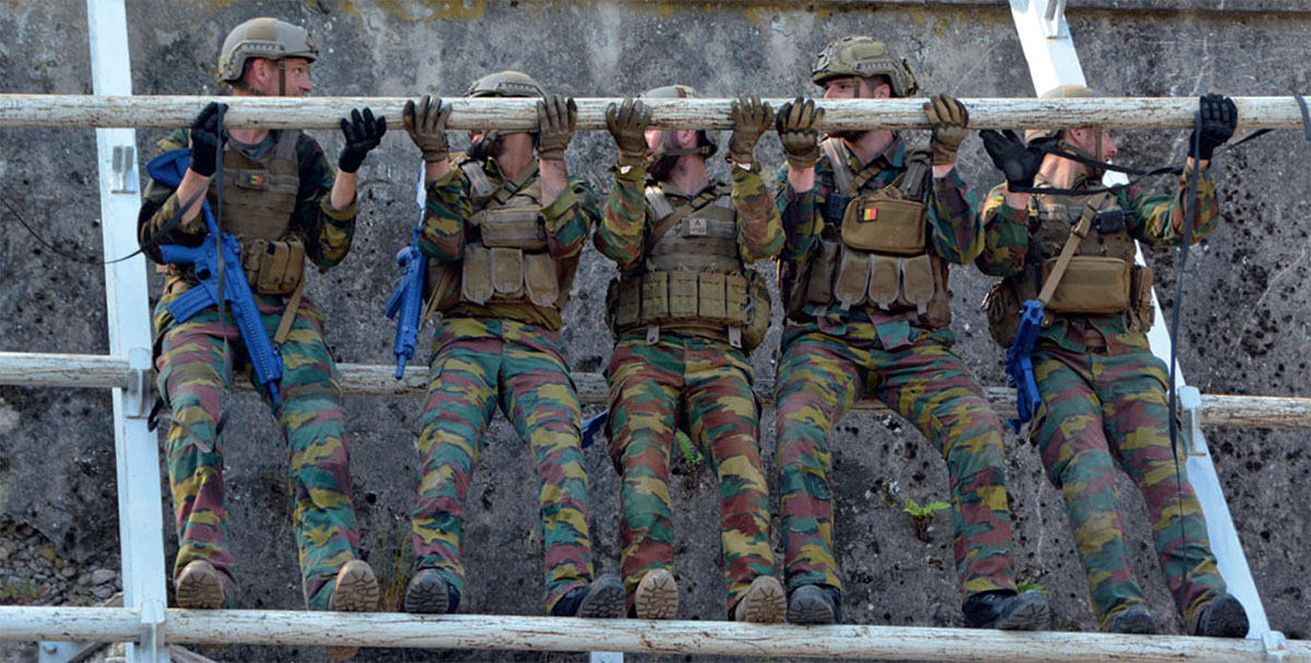 Belgique : stage commando - Magazine Raids