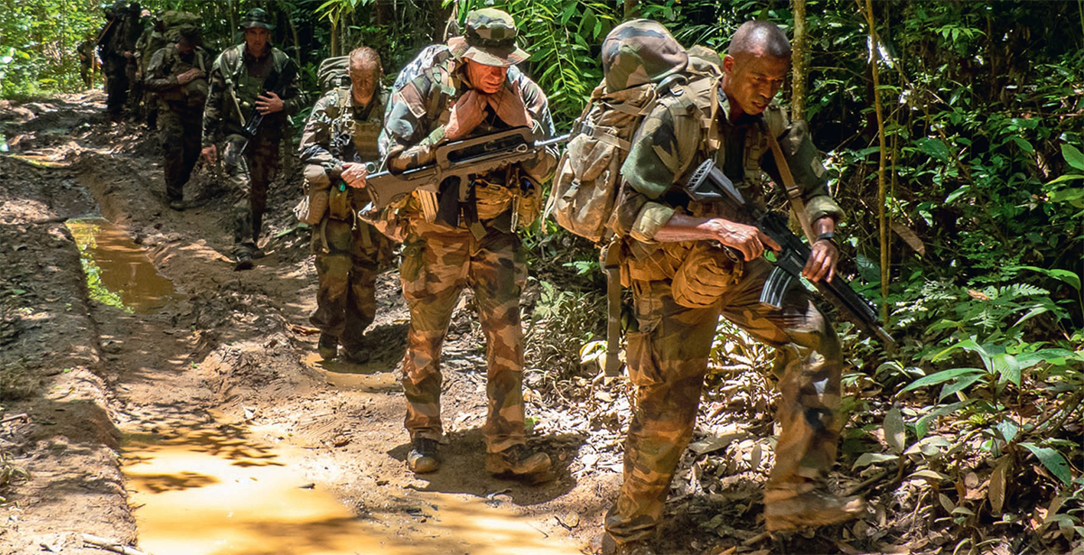Les Forces Armées en Guyane : une armée en réduction, prête à tout ...