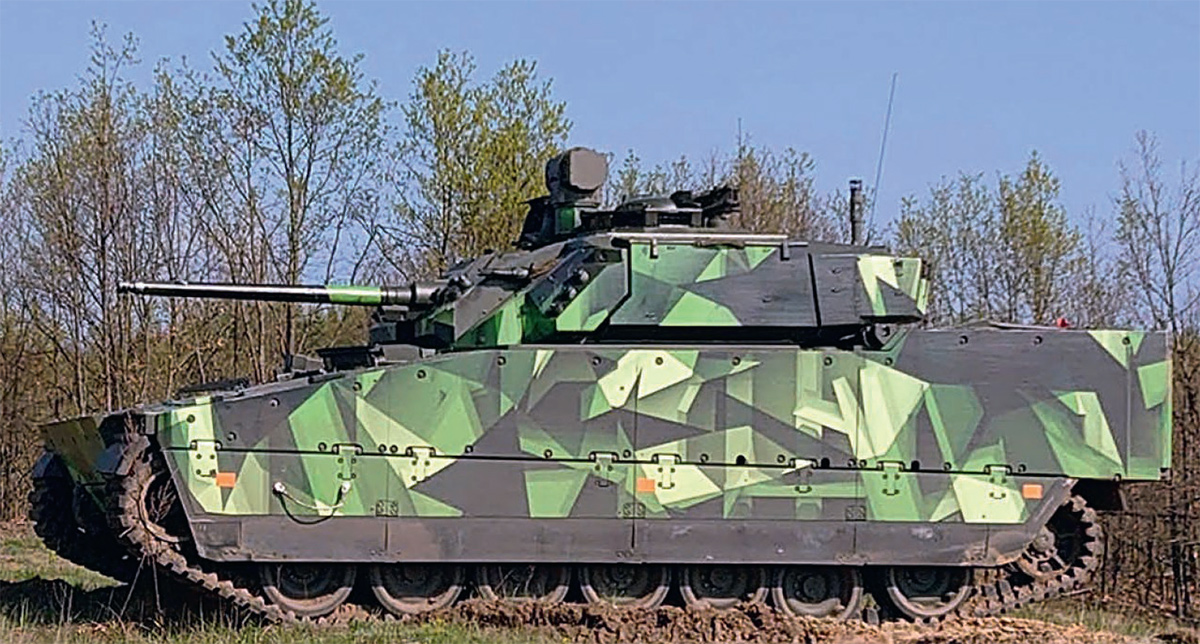 Double contrat pour le CV90 - Magazine Raids