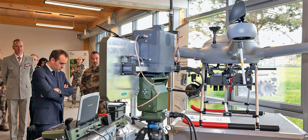 Le Battle Lab Terre se forme au drone Skycarrier - Magazine Raids