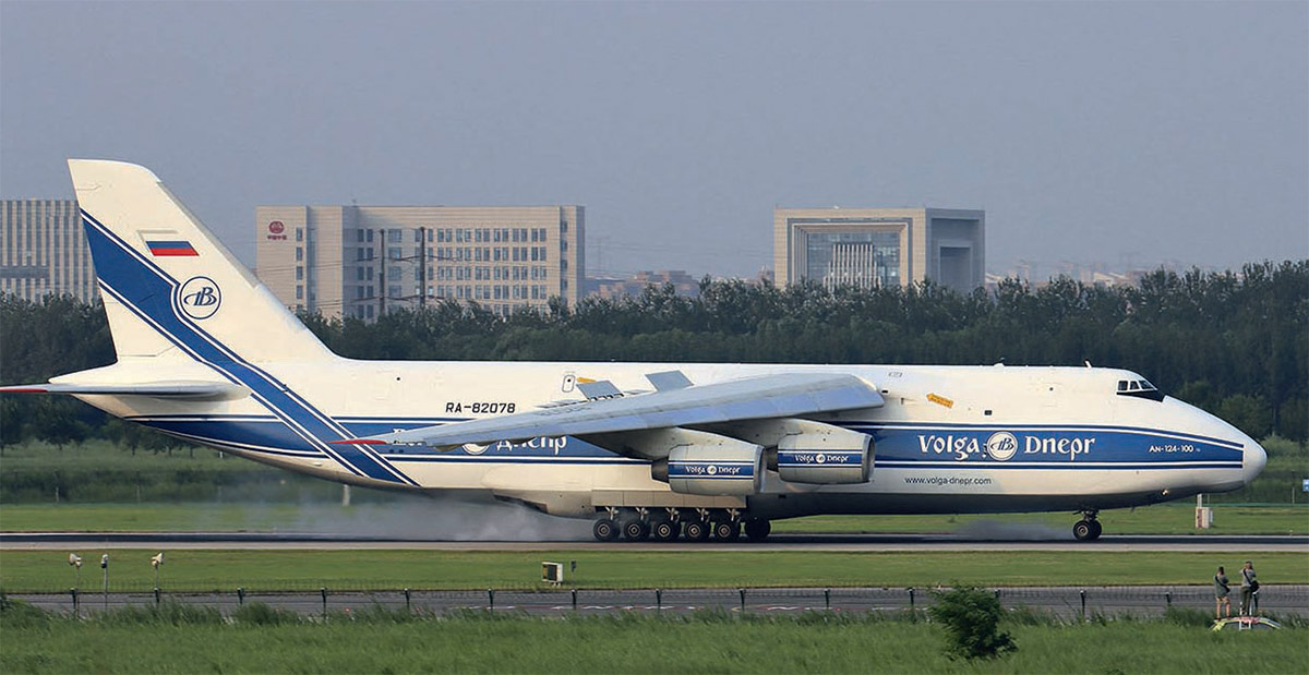 Le Canada saisit un AN-124 - Magazine Raids
