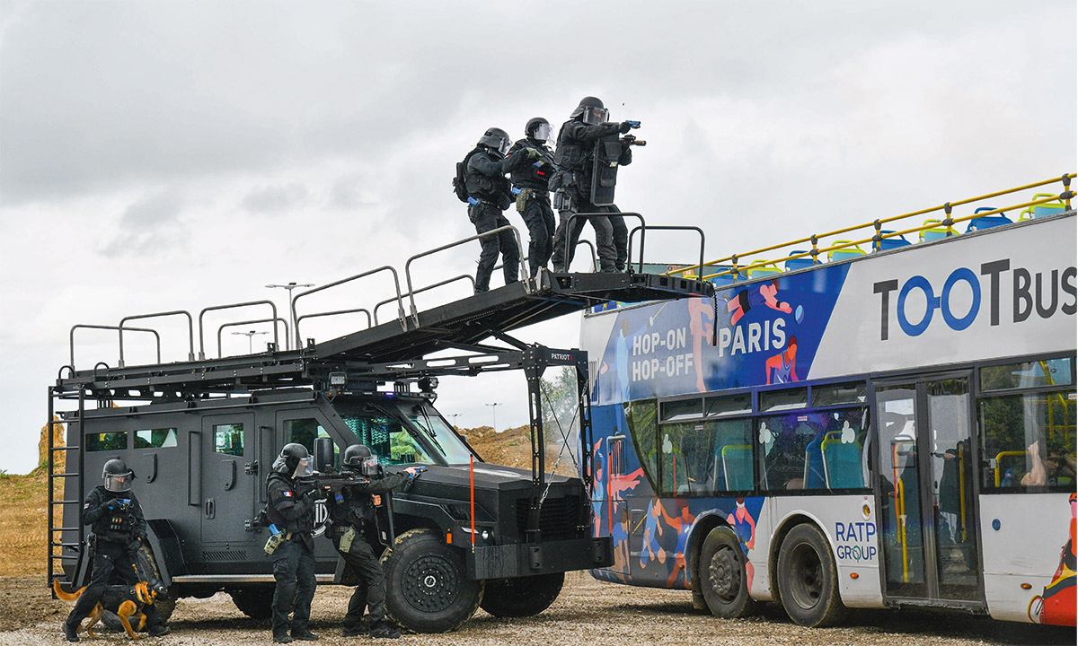Démonstrations à eurosatory 2024 - Magazine Raids