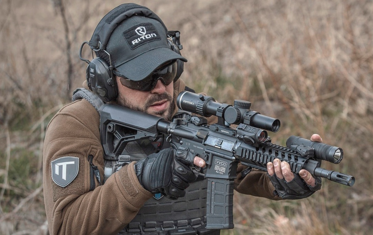 Lebel devient belge - Magazine Raids