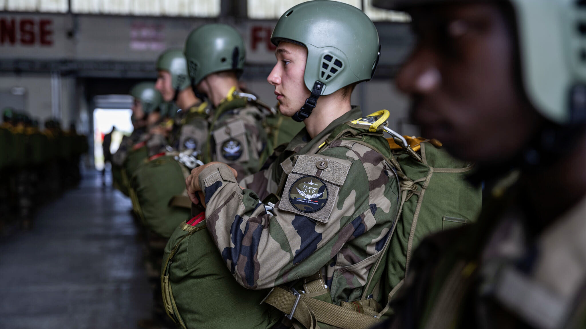 DÉBUT DE LA RÉSERVE COMMANDO PARACHUTISTE AIR - Magazine Raids