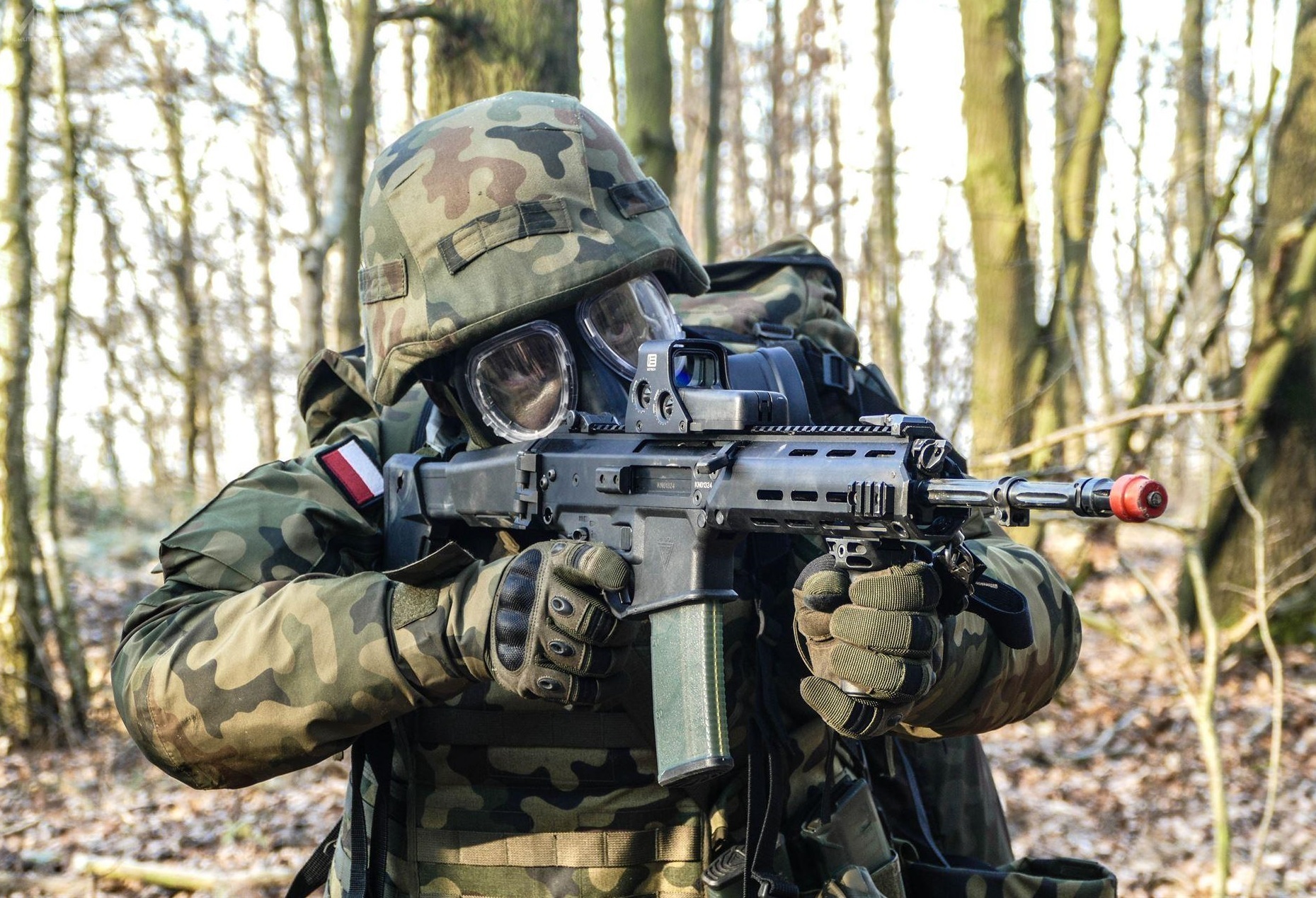 NOUVELLE COMMANDE DE MSBS GROT - Magazine Raids